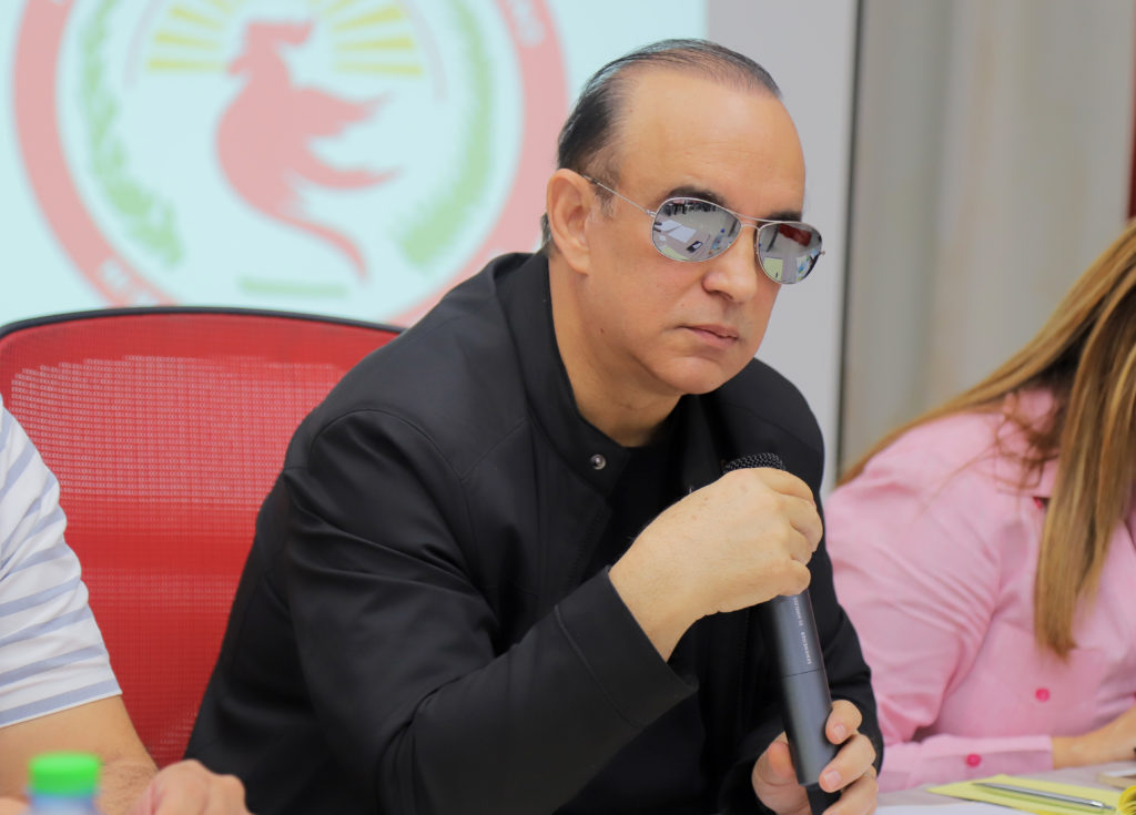 Quique Antún: "La historia no perdonaría a quienes pudiendo cambiar ...